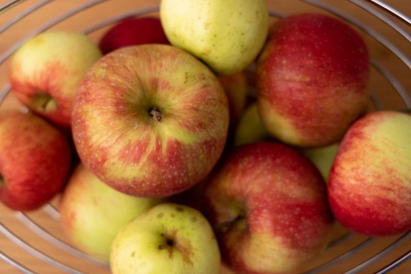 How Long Do Apples Last? - Does It Go Bad?
