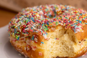 How Long Do Donuts Last and How to Store Them? - Does It Go Bad?